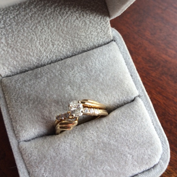 Shane Co. | Jewelry | Vintage Diamonds And Gold Wedding Ring Set | Poshmark